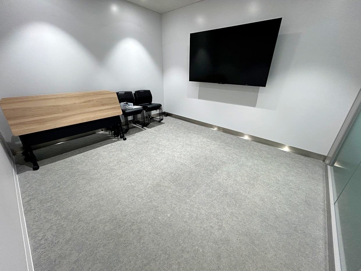 名古屋会議室 広⼩路本町 ROOM B（ｾﾙﾌ設営＆当日予約OK）【栄駅徒歩4分！最大8名！打ち合わせ・会議におすすめ】の写真8