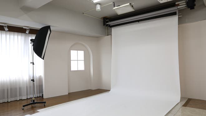 福井駅から徒歩10分のフォト&映像スタジオ 駐車場完備の写真1