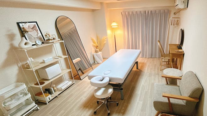 【伏見駅徒歩1分!】ホッと安らぐ上質空間で最高のおもてなしを。整体、エステ、マッサージ、各種セミナーなど。の写真1