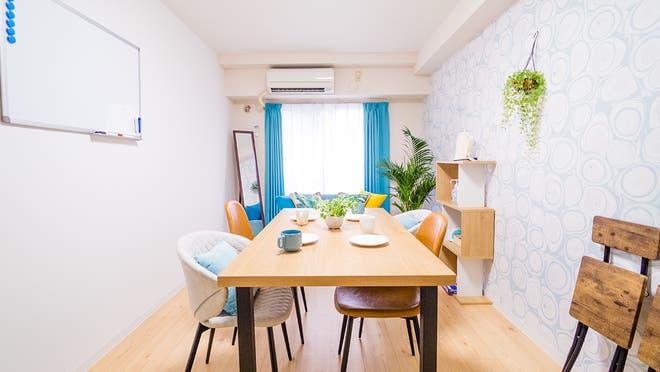 横浜駅🚃|会議・打合せ、パーティ―、ママ会に🎉|Wi-Fi|スイッチ|漫画充実|530の写真1