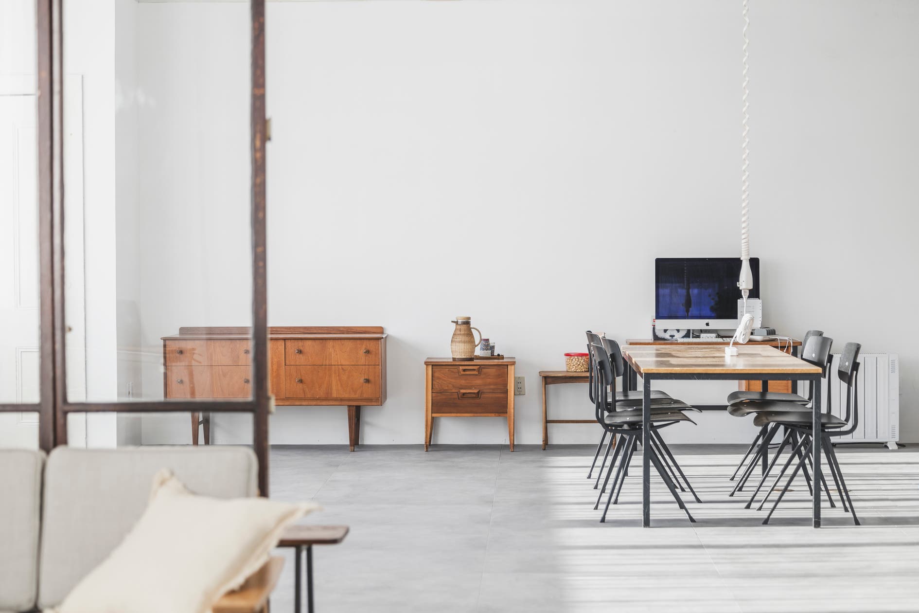 神戸市内／JR舞子駅から徒歩約3分／110㎡の自然光が入る撮影スタジオの写真3