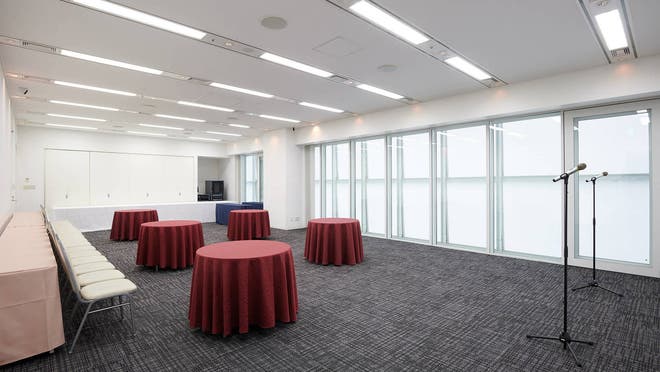 ブリーゼプラザ 805号室 最大72名収容【JR大阪駅に直結!片面ガラス張りの明るい空間】の写真6