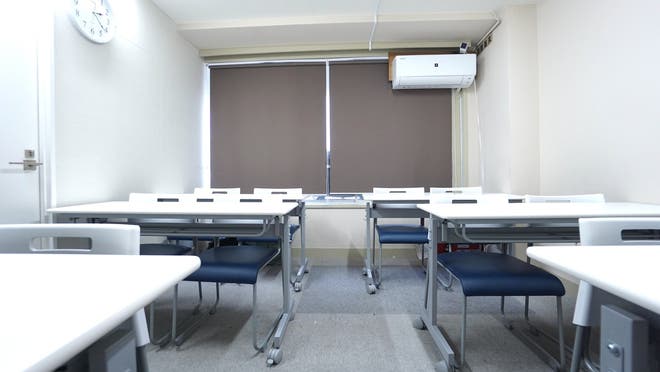 <ビズボ会議室赤坂見附駅前>赤坂見附駅10番出口徒歩1分🚃光回線Wi-Fi📶モニター🖥️会議/商談/ワークショップ/撮影の写真2