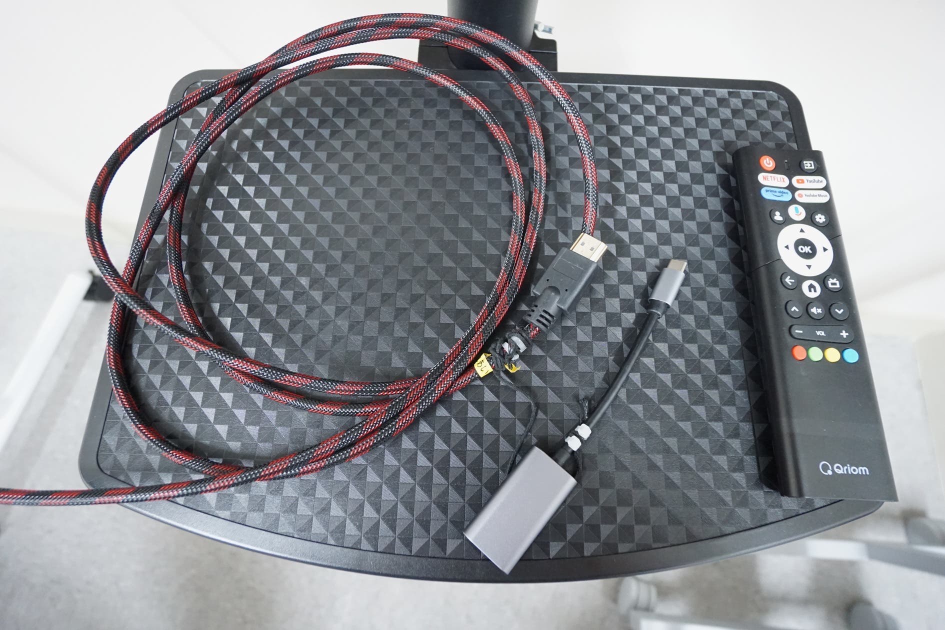 ＜ビズボ会議室赤坂見附駅前＞赤坂見附駅10番出口徒歩1分🚃光回線Wi-Fi📶モニター🖥️会議/商談/ワークショップ/撮影の写真10