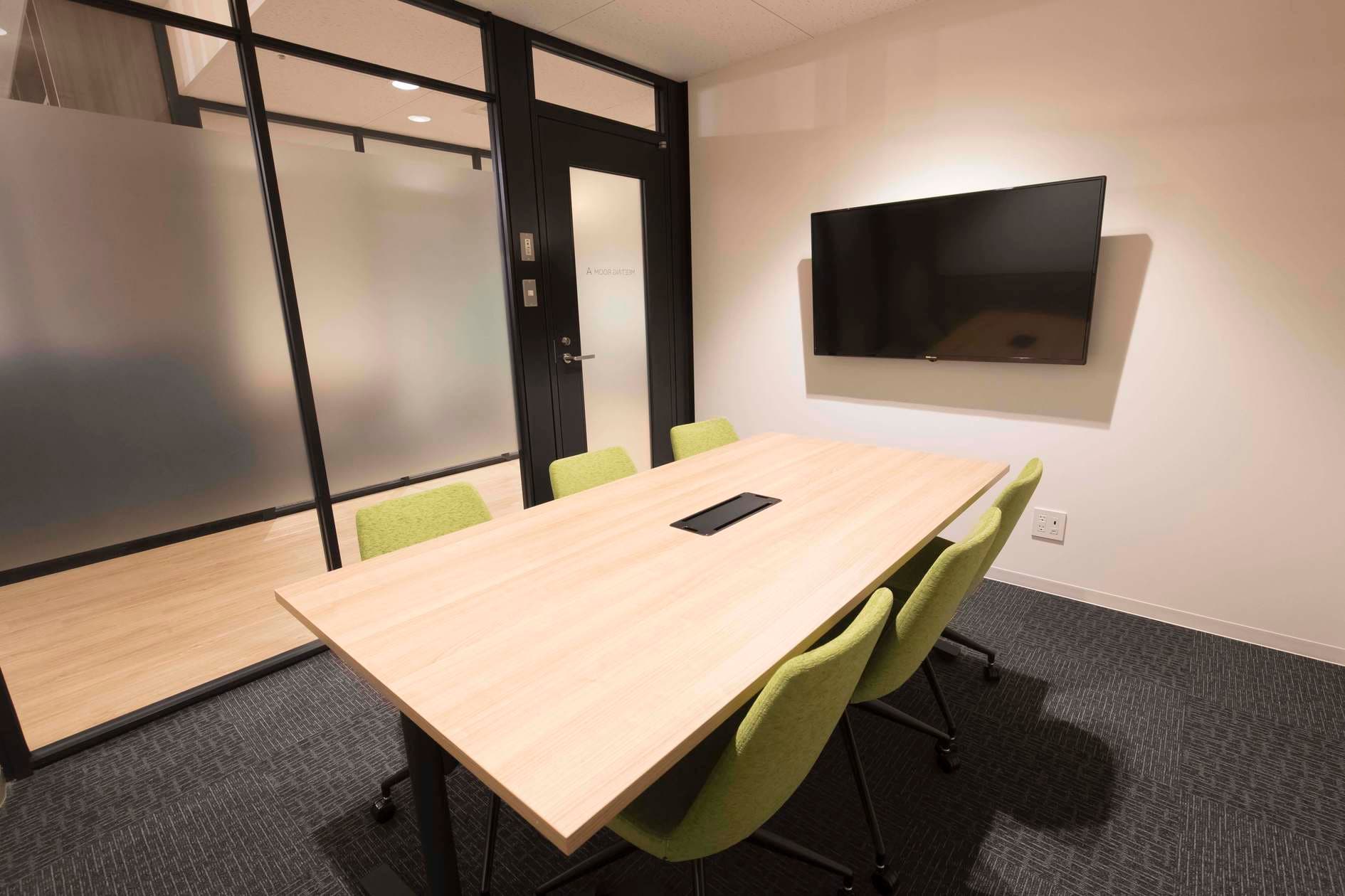 【fabbit広島駅前】meetingroomAの写真1