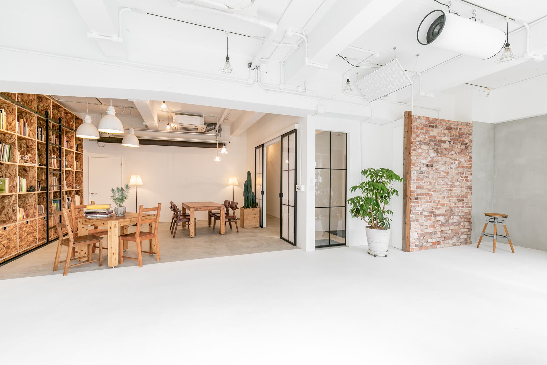 渋谷駅から11分の明治通りに位置する撮影スタジオの写真6