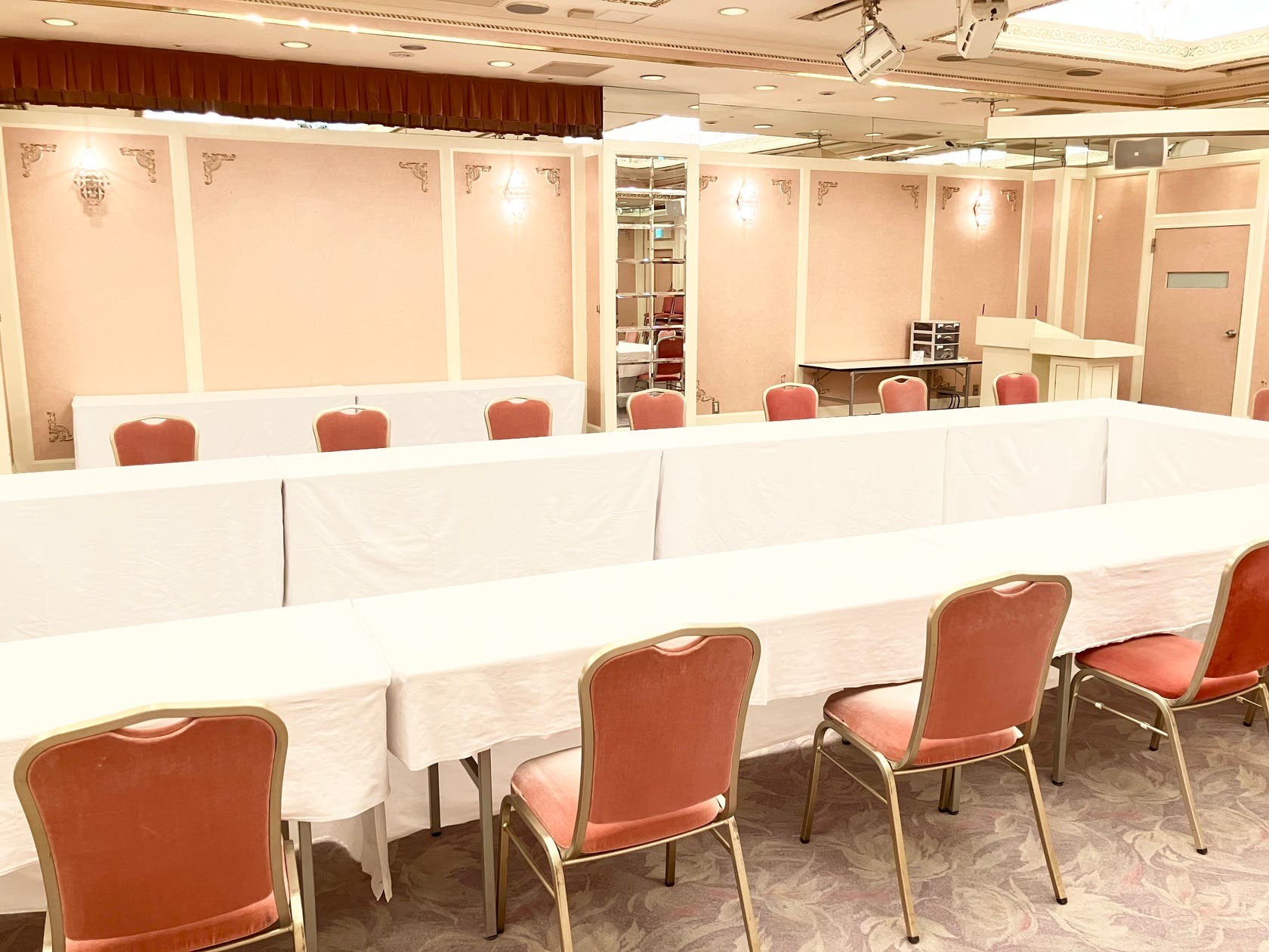 【浅草駅徒歩３分】✨会議✨Web会議✨研修会✨セミナー✨WiFiあり 別館【B1F】の写真5