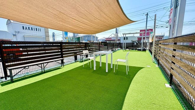 【完全貸切】屋外人工芝スペース(ドックランなどに♪)の写真1