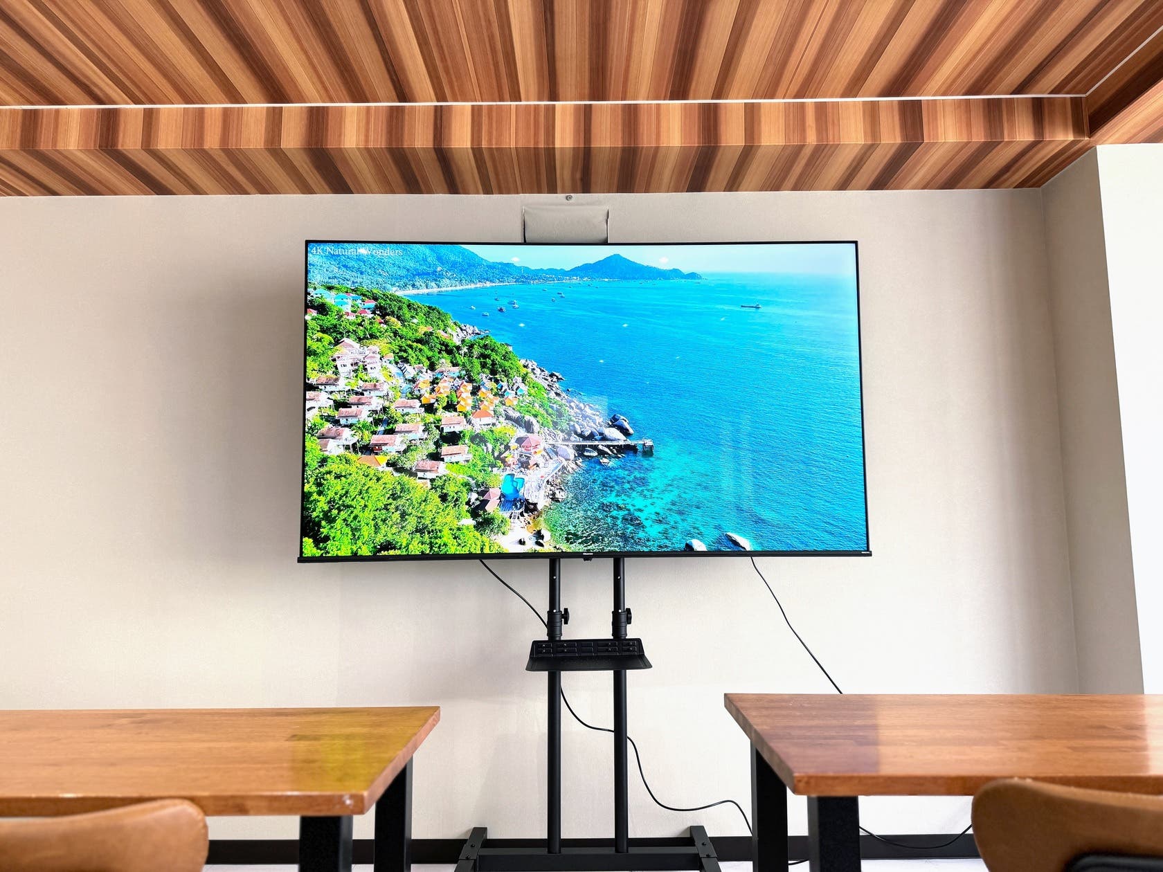 【レビュー割🌸】GOZAR会議室 新宿御苑3F｜新宿御苑前駅2分｜🎤セミナー・会議に最適🎉の写真4