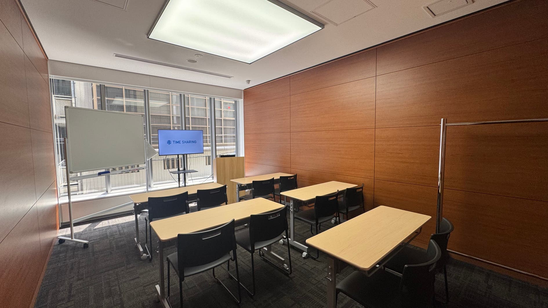 Room.4【淀屋橋駅/北浜駅 徒歩2分】オプション料金0円で設備・備品使い放題♪便利な駅近♥の写真1