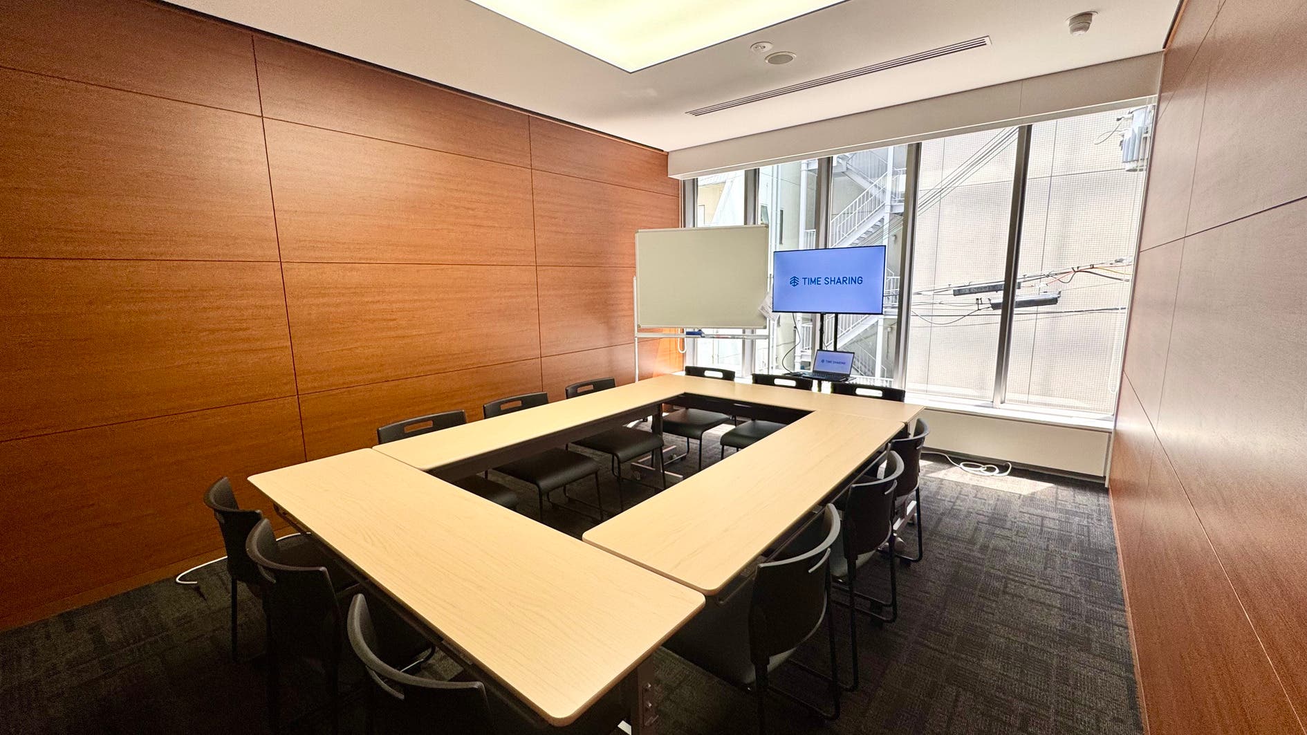 Room.6【淀屋橋駅/北浜駅 徒歩2分】オプション料金0円で設備・備品使い放題♪便利な駅近♥の写真1