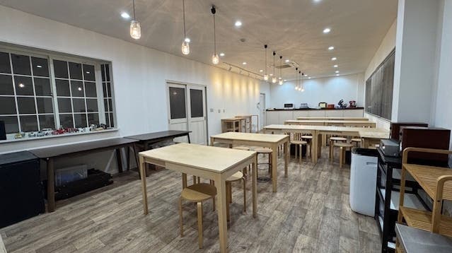 2階建てカフェの2階スペース丸ごとレンタルの写真1