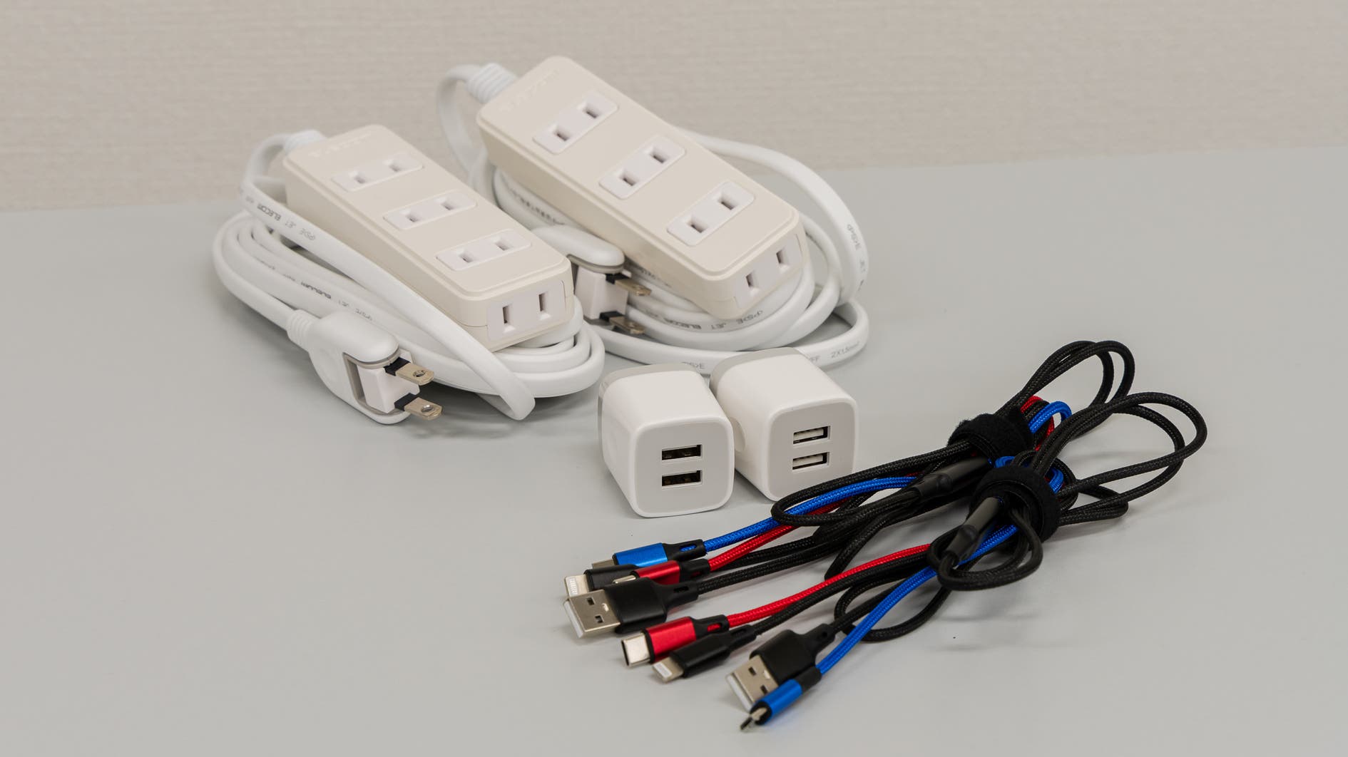 【西新宿駅3分】36席/プロジェクター/ホワイトボード/光回線WiFi/演台☆1日1回スタッフ完全清掃のセミナールームの写真13