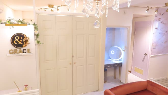 恵比寿プライベートサロン🧖🏻♀️清潔感あふれる高級個室の施術スペース✨【恵比寿駅 西口徒歩2分】の写真1