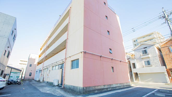 名古屋・栄駅から1本|白ホリ・自然光・コンクリ床・撮影フォトスタジオ【 物撮り・コスプレ・アパレル】清水駅徒歩5分の写真15