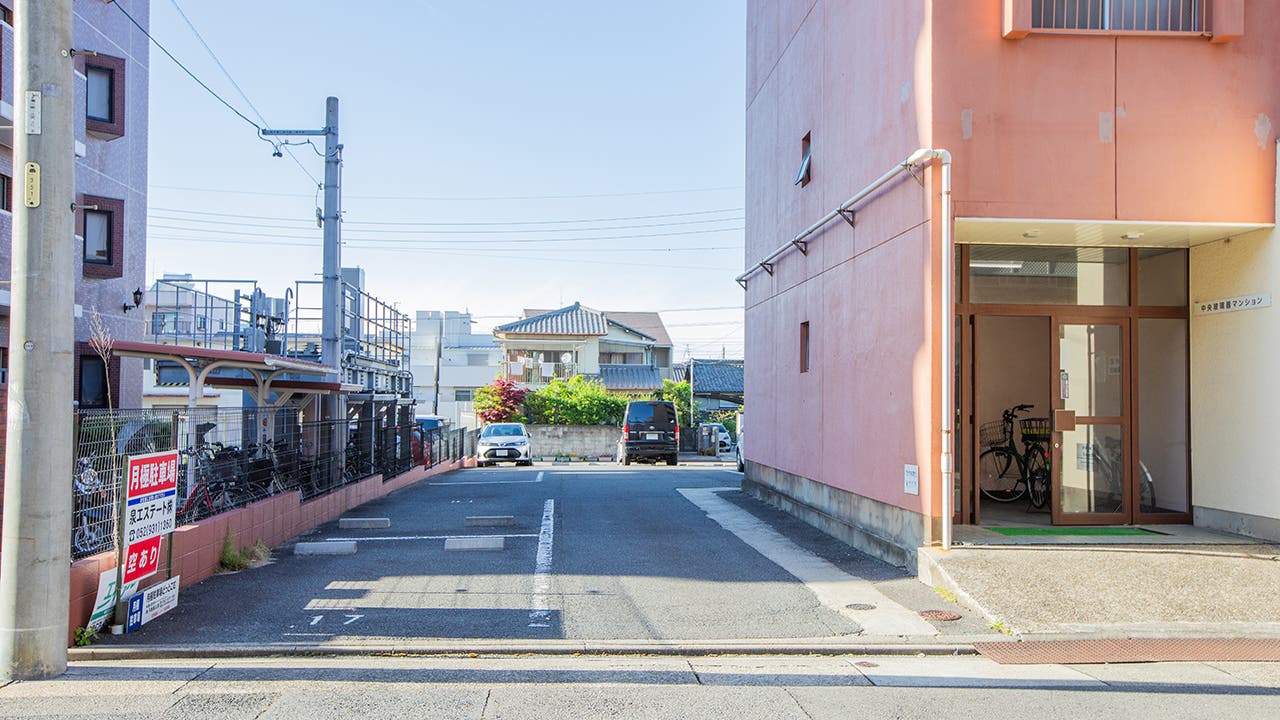 名古屋・栄駅から1本｜白ホリ・自然光・コンクリ床・撮影フォトスタジオ【 物撮り・コスプレ・アパレル】清水駅徒歩5分の写真16
