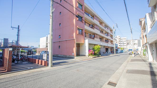 名古屋・栄駅から1本|白ホリ・自然光・コンクリ床・撮影フォトスタジオ【 物撮り・コスプレ・アパレル】清水駅徒歩5分の写真17