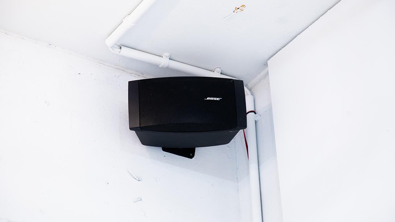 名古屋・栄駅から1本｜白ホリ・自然光・コンクリ床・撮影フォトスタジオ【 物撮り・コスプレ・アパレル】清水駅徒歩5分の写真19