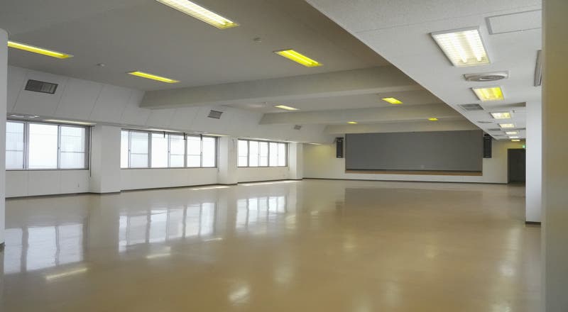 体育館｜飯田橋駅徒歩2分学校跡地のレンタルスペース／📷撮影🏸スポーツ🧘‍♀️ヨガ💃ダンス 🎤トークショーなど