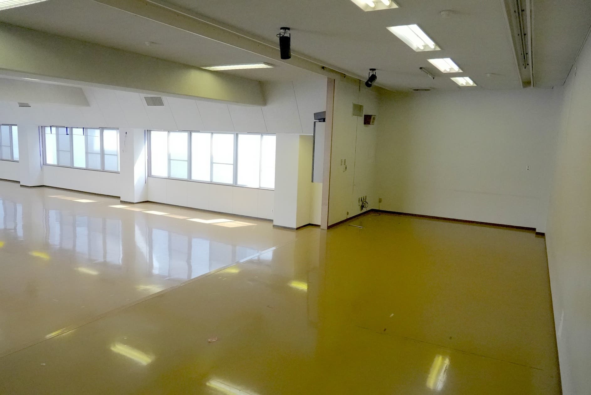 体育館｜飯田橋駅徒歩2分学校跡地のレンタルスペース／📷撮影🏸スポーツ🧘‍♀️ヨガ💃ダンス 🎤トークショーなどの写真8