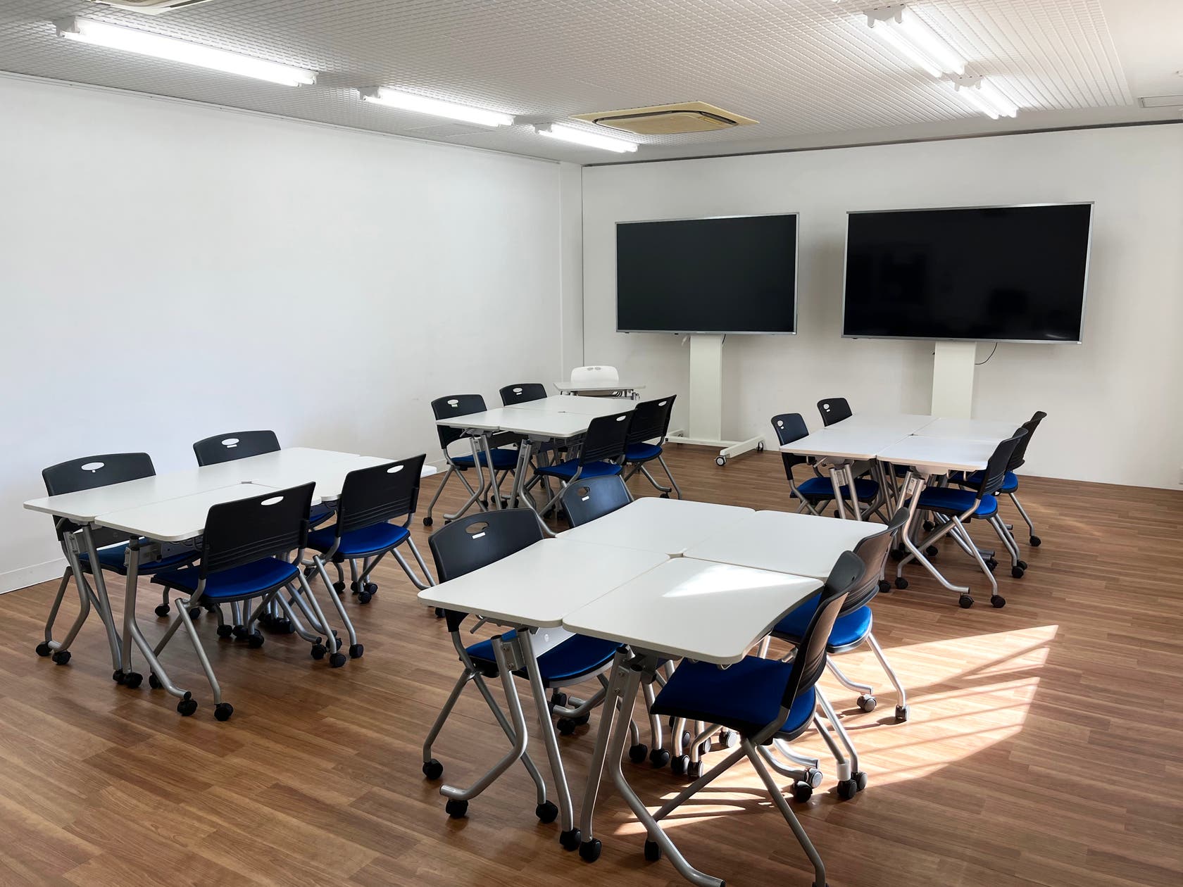 JR両国駅徒歩5分！便利で広々、多目的空間！の写真2