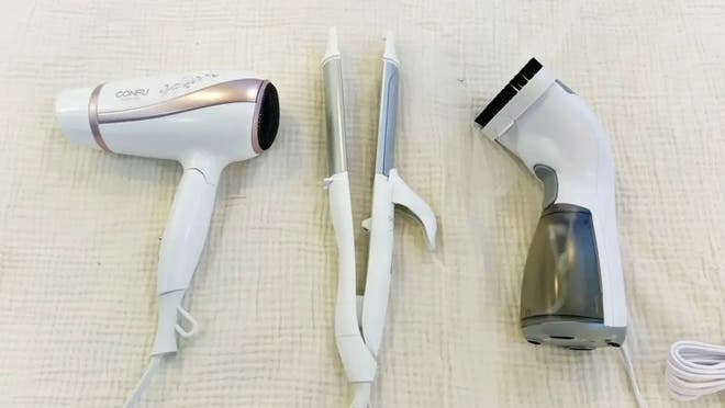 【花と蝶と妖精たちの物語】白基調|4面採光|特大ケーキ|巨大蝶|チャペル|階段|時計台|ドレス着放題!|撮影機材無料!の写真28