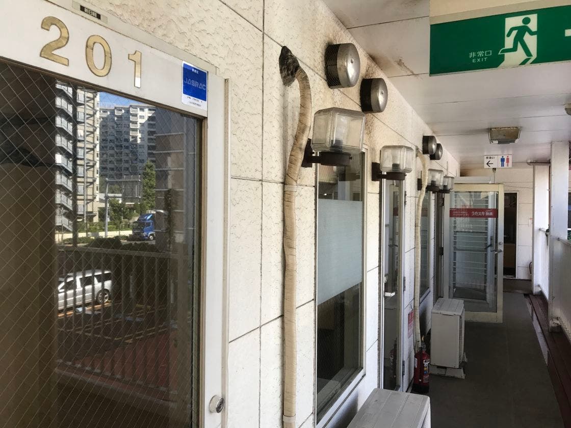 【東京　東陽町】落ち着いた雰囲気のスペースをフロアごと貸し切って会議・打ち合わせや宴会に！2Fの写真2