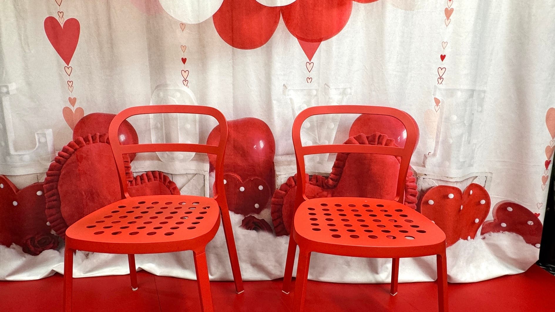 【学芸大学駅から徒歩10分】背景着せ替え自由な生配信（高速光回線）・撮影スタジオ。グリーンバックも対応可。の写真5