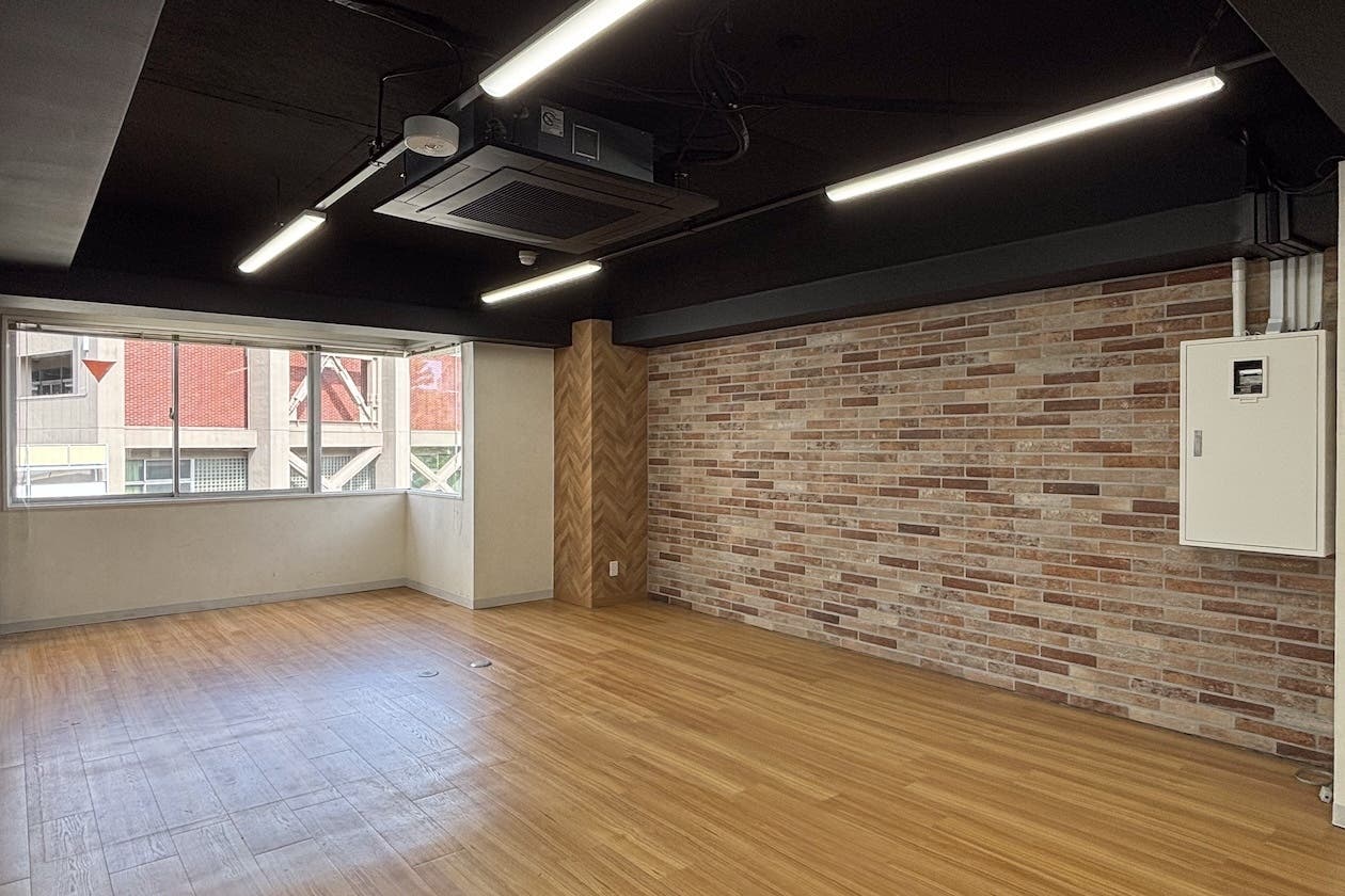 【渋谷・表参道】長期貸出可能！撮影・演劇練習・ワークショップに／青山学院大学西門前、111㎡広々スペースの写真5