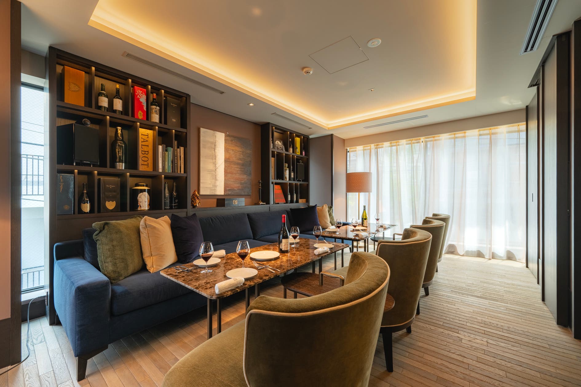 スペモ✨クリスマス🎄表参道駅4分🍾ラグジュアリー🥂ワイン会🍷撮影🎥702_AoyamaWineBase/LIVINGの写真1