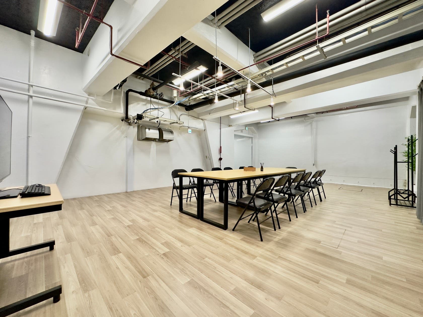 【102+B1】 大音量・24時間利用OK！ダンス・演劇・楽器練習・配信・リハーサル・フィットネス最適！の写真11