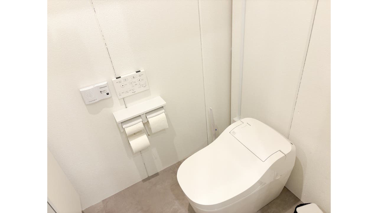 🌟隙間時間の待合室に🌟【立川駅徒歩1分｜飲物持込OK｜2PS】座り心地抜群ソファ/無料Wi-Fi/電源/31.5inモニターの写真17