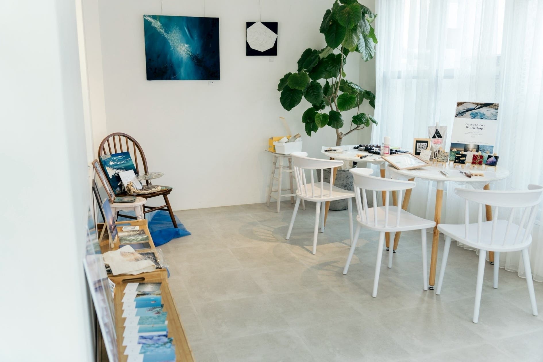 【銀座駅・築地駅徒歩圏内】自然光の入る白を基調としたスペース｜フォトスタジオ・個展・ワークショップ・ポップアップの写真5