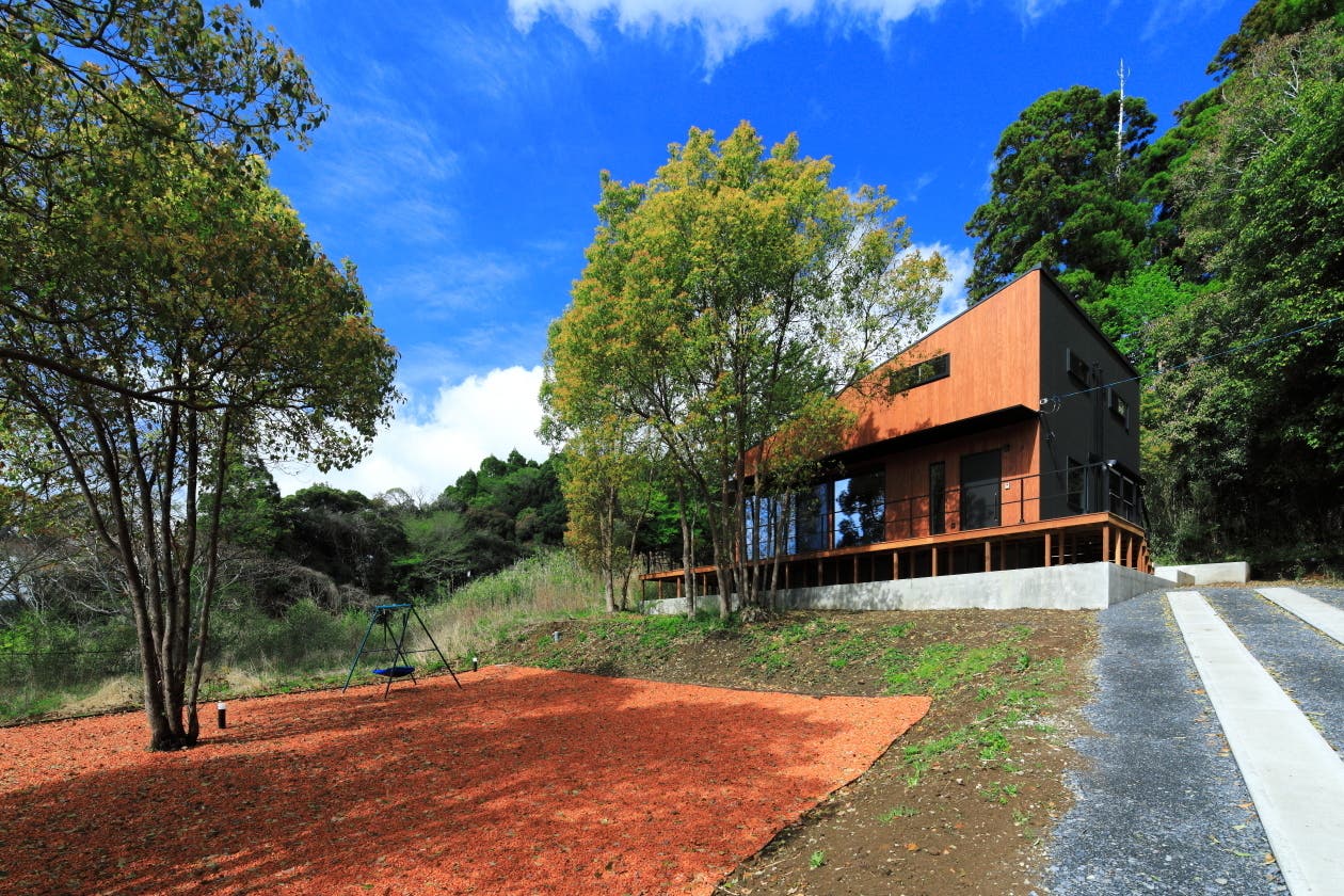 広大な自然と美しい緑に囲まれたVillaとGardenの写真1