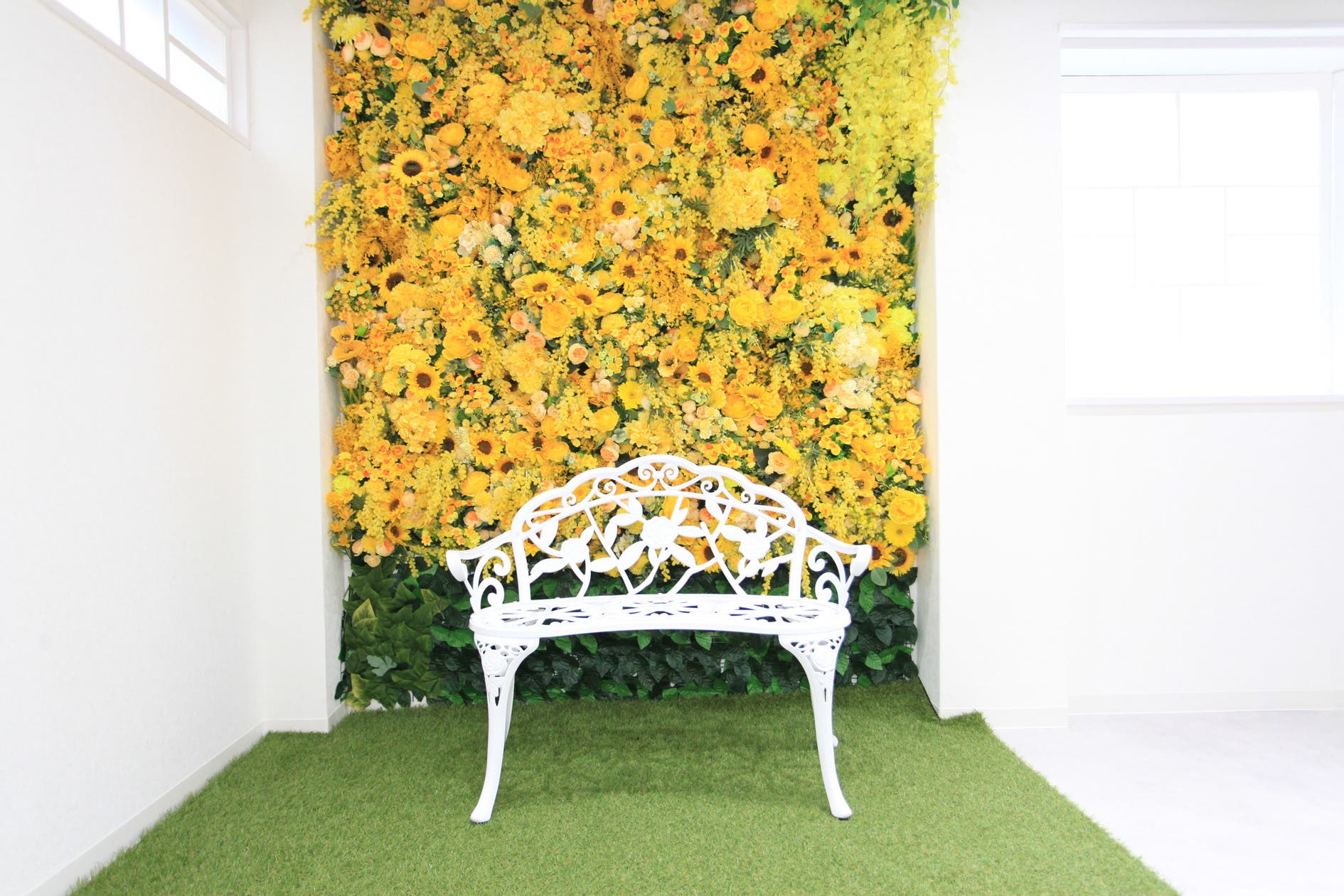 池袋東口徒歩４分/毎日清掃/自然光×白の空間/無限に広がる撮影の可能性/シンプルで洗練された非日常/背景10種類/機材すべて無料の写真17