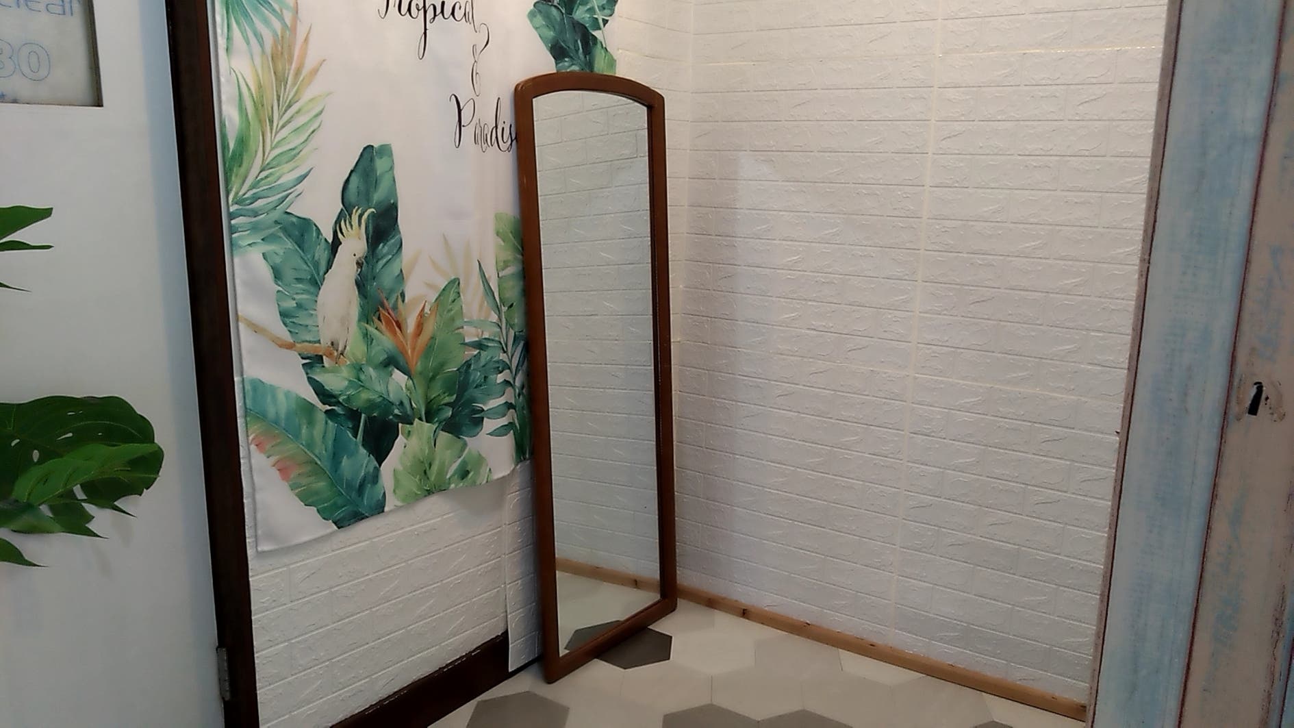 2階Ａ室　WEB会議・面接・勉強にも！の写真19