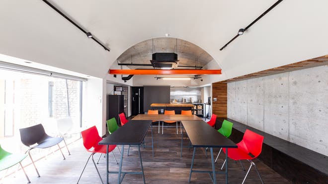 JR姫路駅から徒歩8分の多目的スペースの写真1