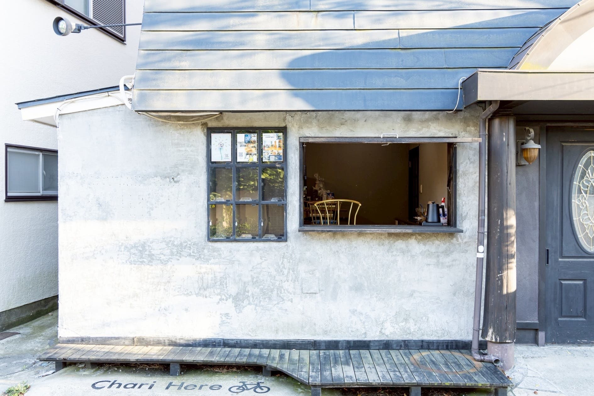 茅ヶ崎路面店キッチン｜小さなマルシェを（約13㎡）・製氷機・冷凍冷蔵庫・三層シンク完備の製菓対応スペースの写真17