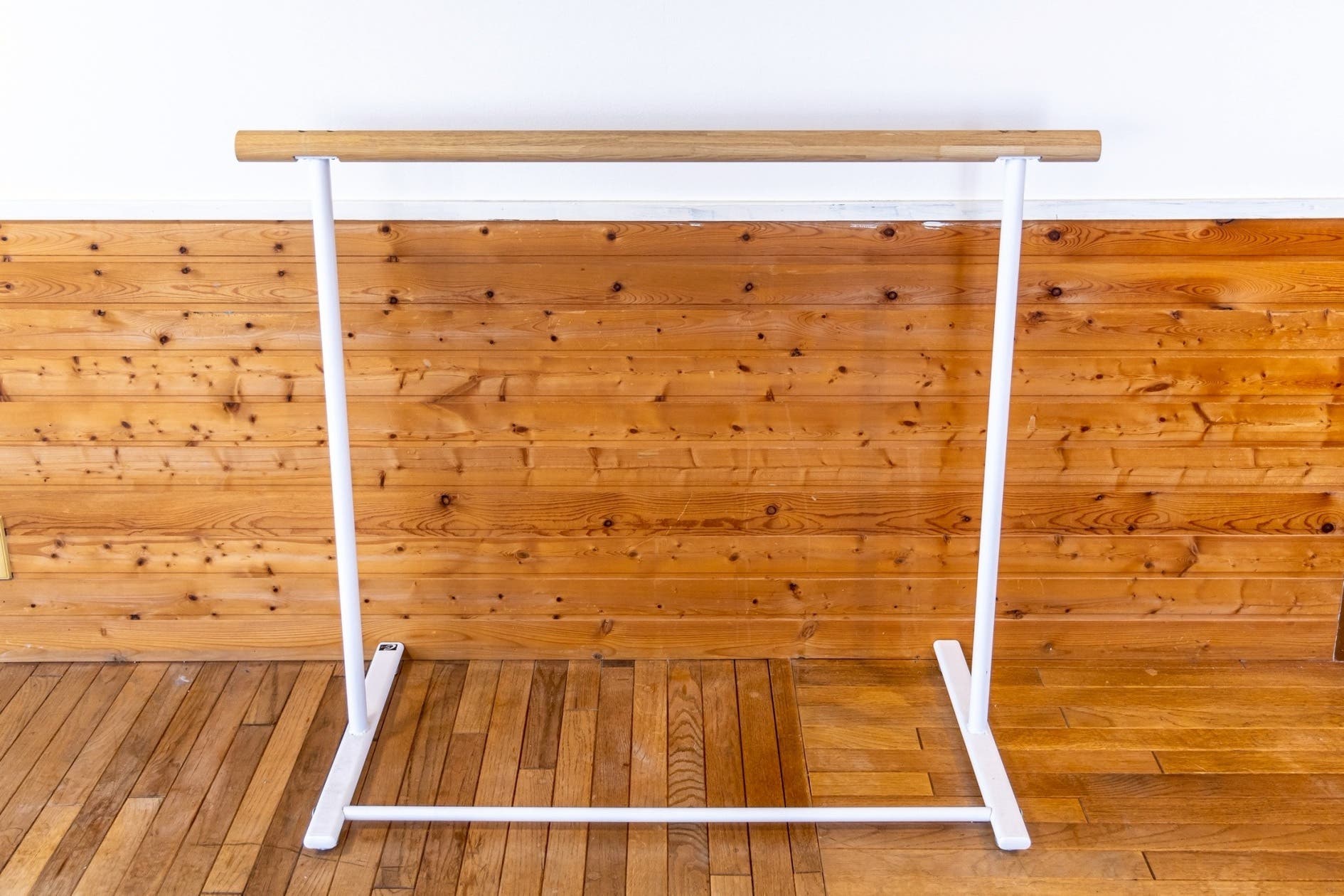 湘南・茅ヶ崎｜2階（約50㎡）・光あふれるアンティーク空間で撮影・ホームコンサート・50㎡の隠れ家(最大20人)の写真11