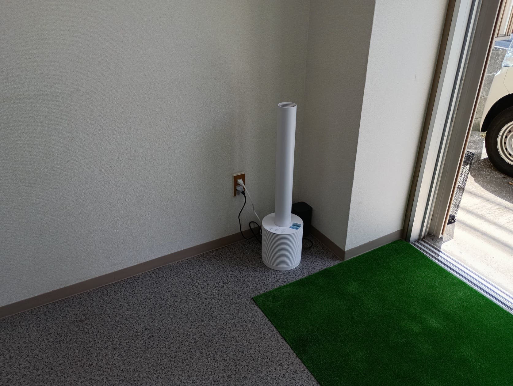 武蔵小杉駅🚶7分🚃新丸子駅🚶7分🚃静かな会議室 ☕1階路面店⚡WiFi🎲最大10名👌大型モニター＆ホワイトボードの写真8