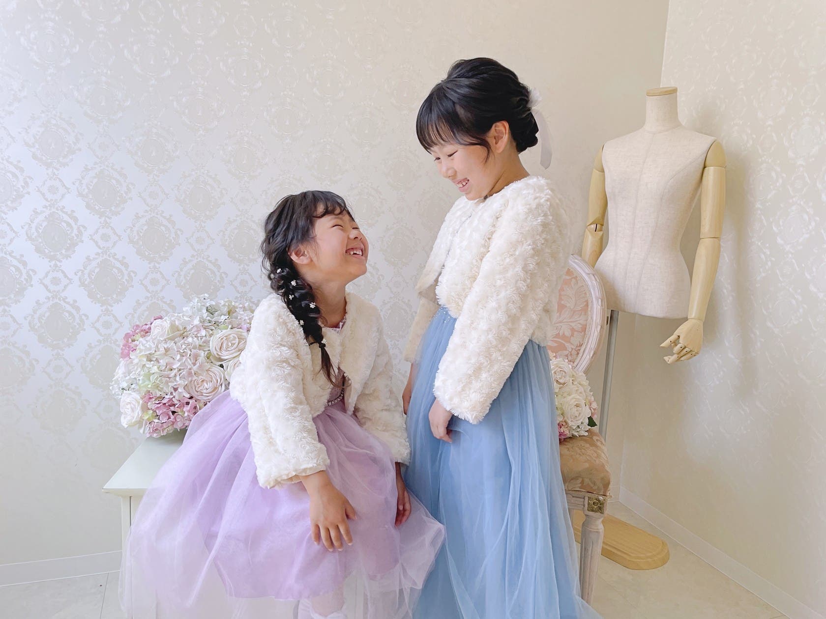 シニョンCルーム🤍白×自然光エリア家族・友人・推しの生誕祭🎂｜子供の成長記録🎁｜コスプレ等撮影📷｜シェアサロンに最適💗の写真4