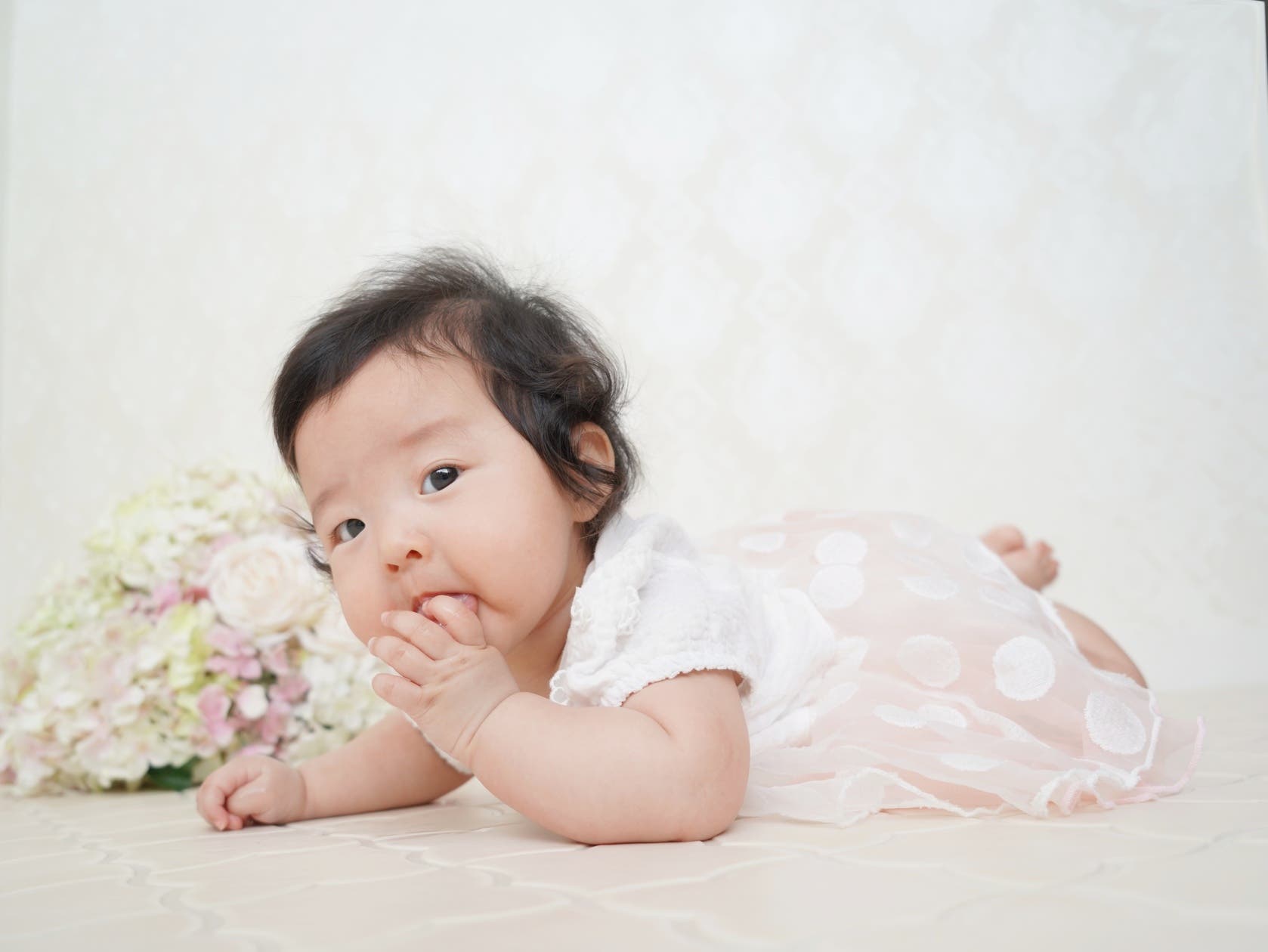 シニョンCルーム🤍白×自然光エリア家族・友人・推しの生誕祭🎂｜子供の成長記録🎁｜コスプレ等撮影📷｜シェアサロンに最適💗の写真6