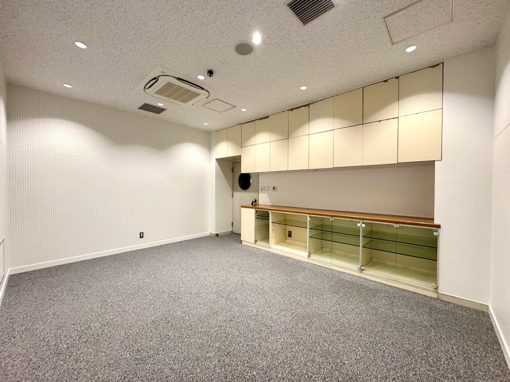 防音室【京成関屋 5分】8名収容の防音室！♥便利な駅近の写真2