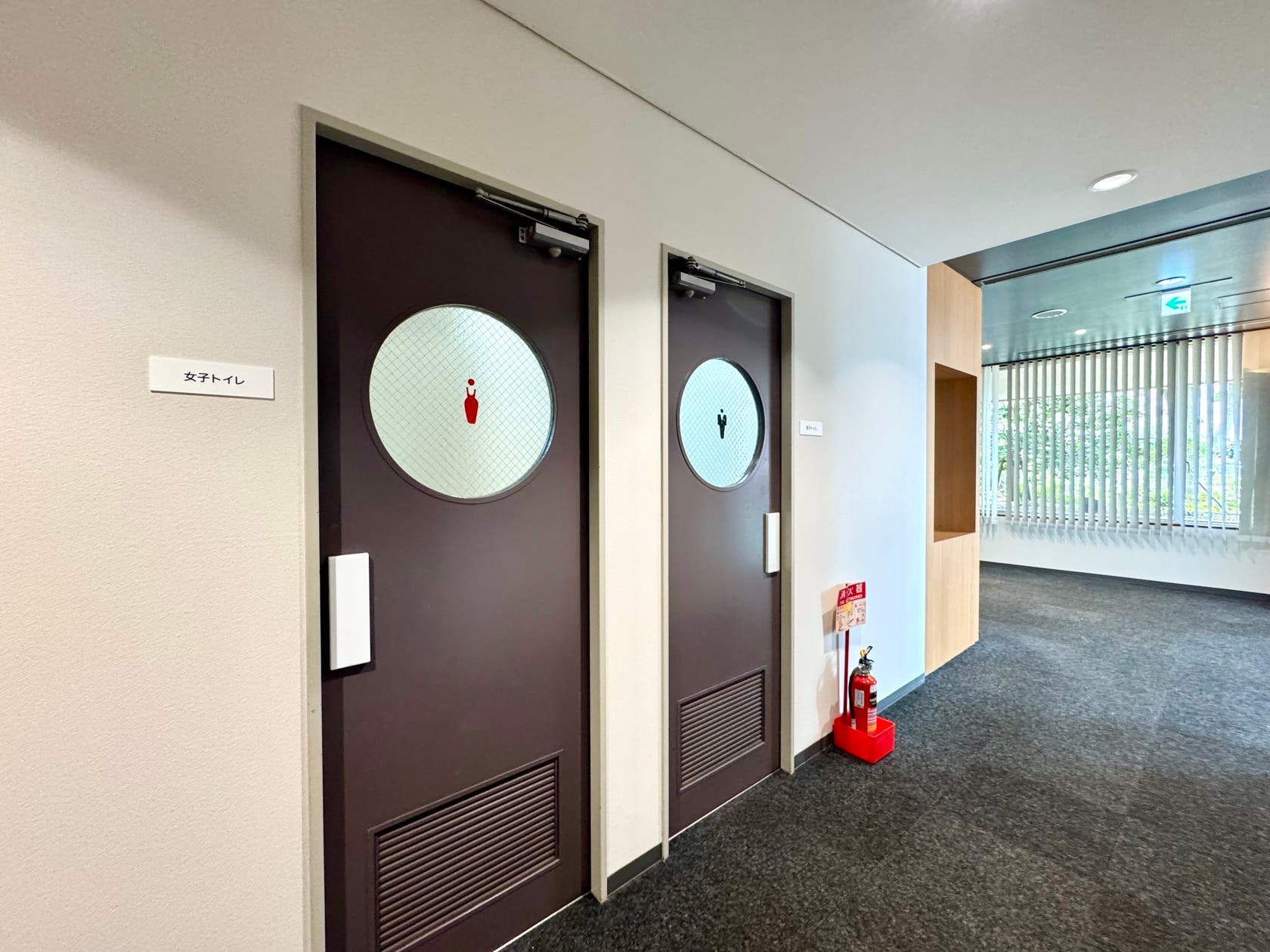 会議室【京成関屋 5分】12名着席の会議室！Wi-Fi無料！♥便利な駅近の写真12