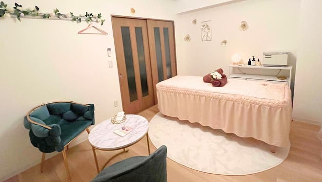 【南森町駅徒歩5分】エステ・整体・鍼灸・少人数の女子会にぴったりな日当たりの良いサロンですの写真1