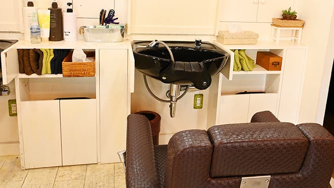 -池袋から1駅 要町駅徒歩4分の美容室- かわいい内装 本物のカット台や美容道具を使って撮影できる!軽飲食可能。の写真12