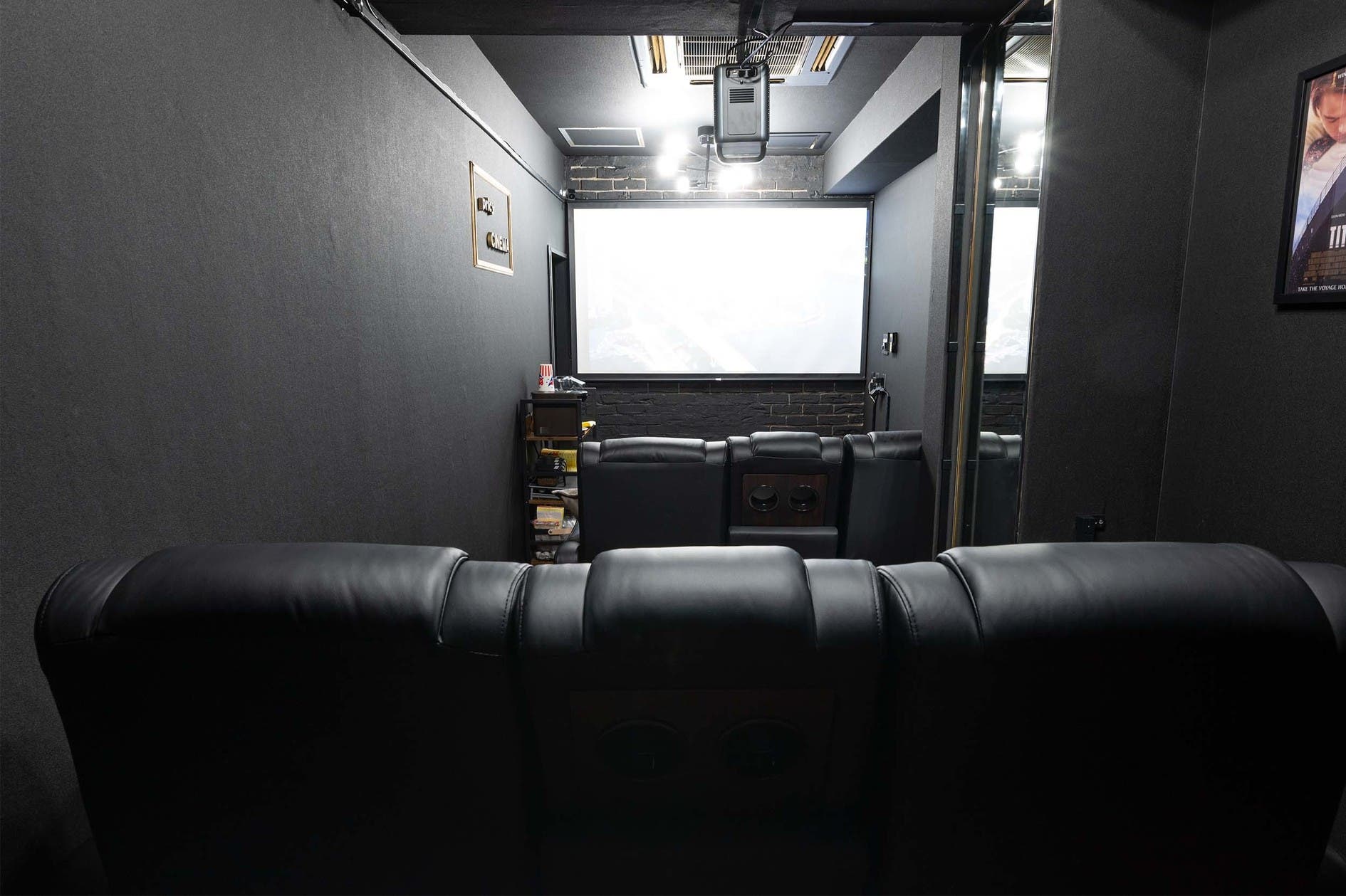 セレコレ🌳クリスマス☃️最大14名🉐ｼｱﾀｰ✨ﾌﾟﾛｼﾞｪｸﾀ📽️映画🐈‍⬛デート💓ゲーム🎮女子会💗pricy上野の写真20