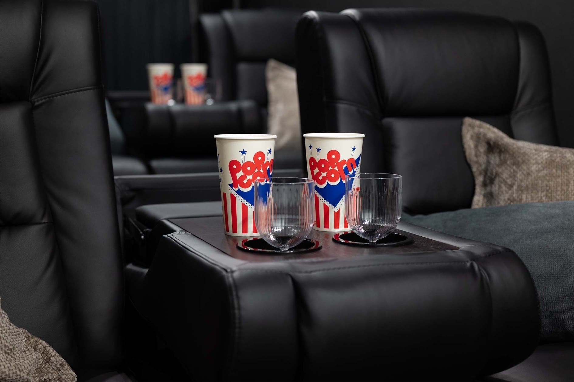 セレコレ🌳クリスマス☃️最大14名🉐ｼｱﾀｰ✨ﾌﾟﾛｼﾞｪｸﾀ📽️映画🐈‍⬛デート💓ゲーム🎮女子会💗pricy上野の写真26