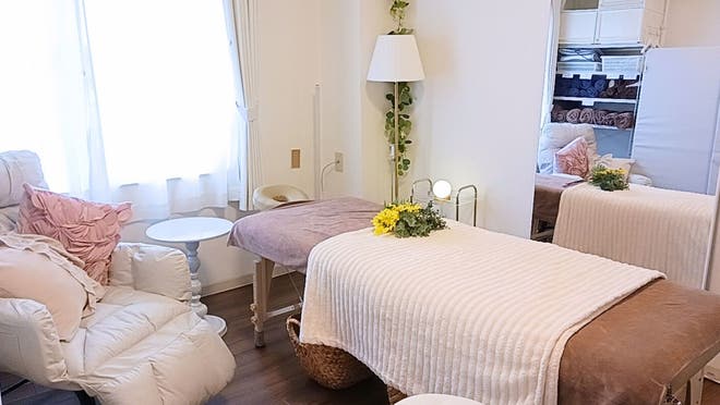 南浦和駅徒歩1分🚶♀️複数路線が交差する便利なハブ駅✦スペースコフレ南浦和ミモザ✦エステやリラクに最適な完全個室サロン✨の写真1