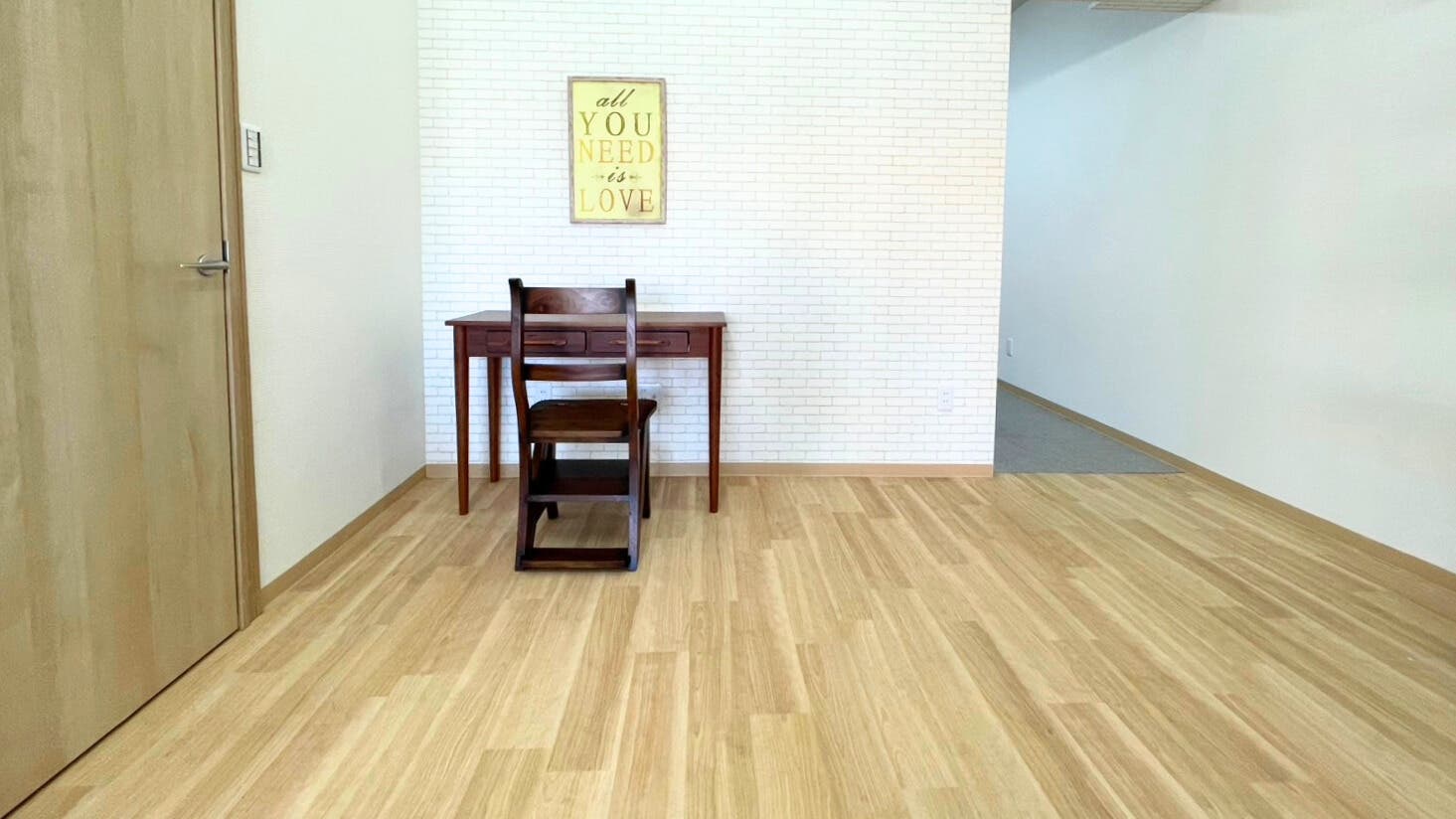 枚方市長尾駅　路面　貸会議室・商談・契約等　無料Wi-Fi・流し台・洗面台・トイレ付きレンタルスペースの写真7